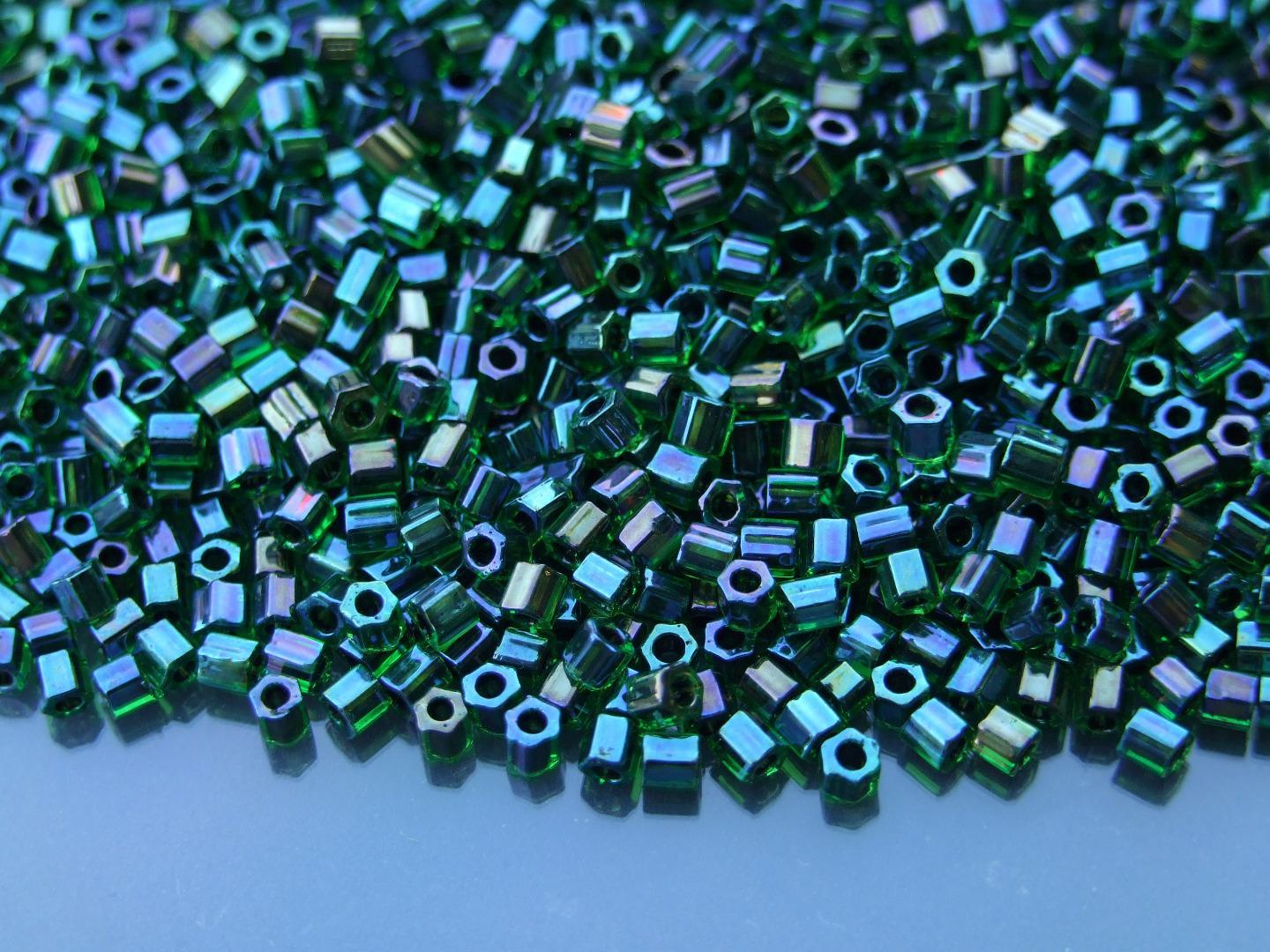 10g TOHO 8/0 Hexagon Japanese Seed Beads 3mm 397 Inside Color Rainbow ...